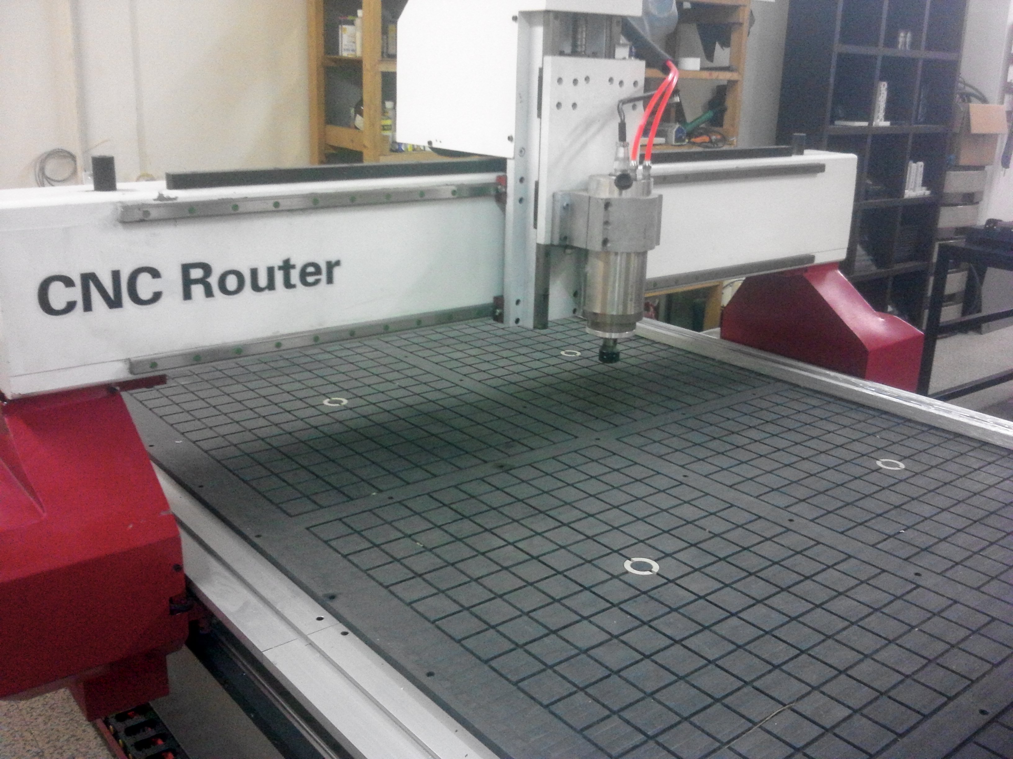 갤러리 - 4X8 CNC조각기